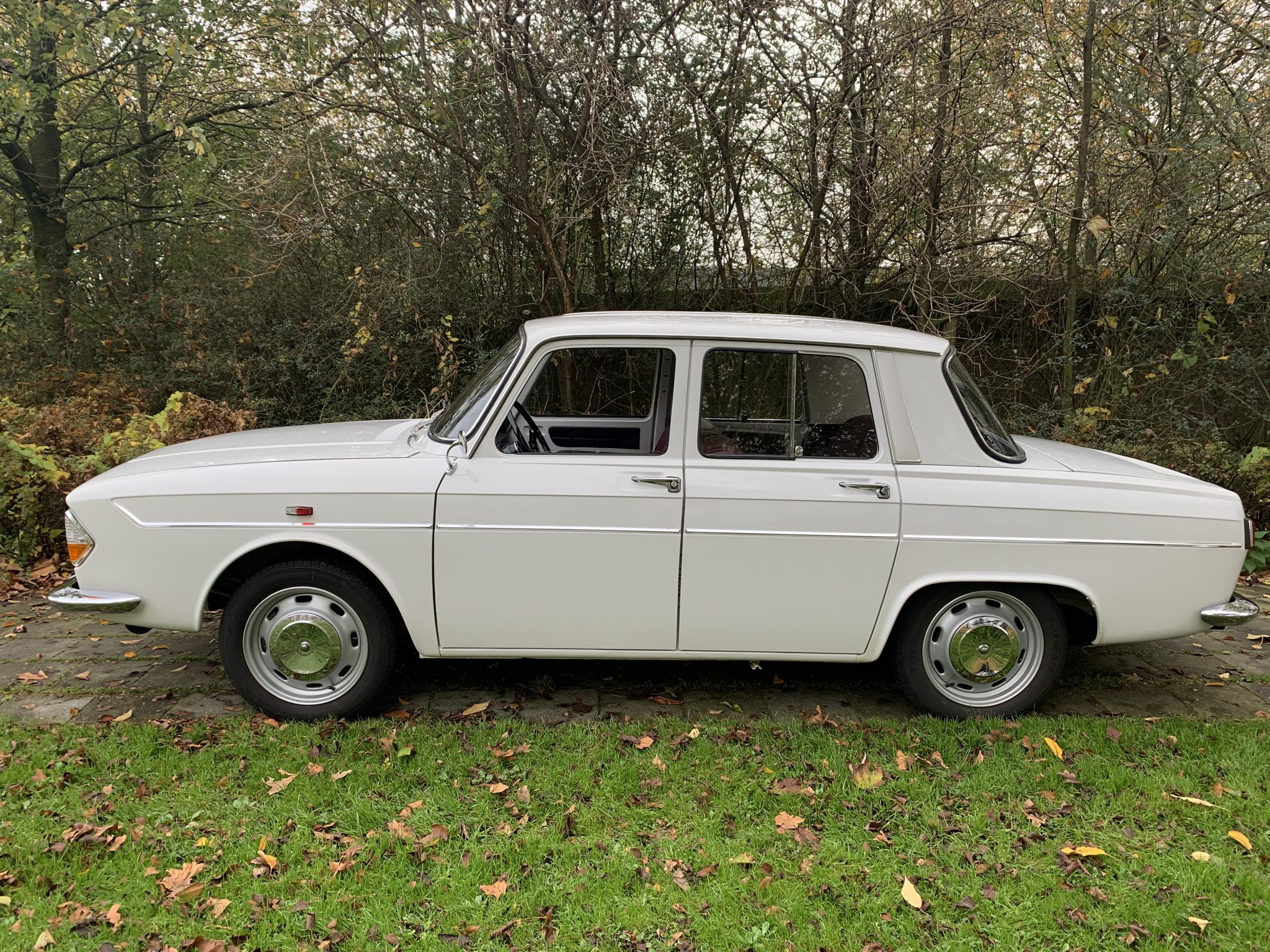 Renault R10 Major – Voitures De l ’Est