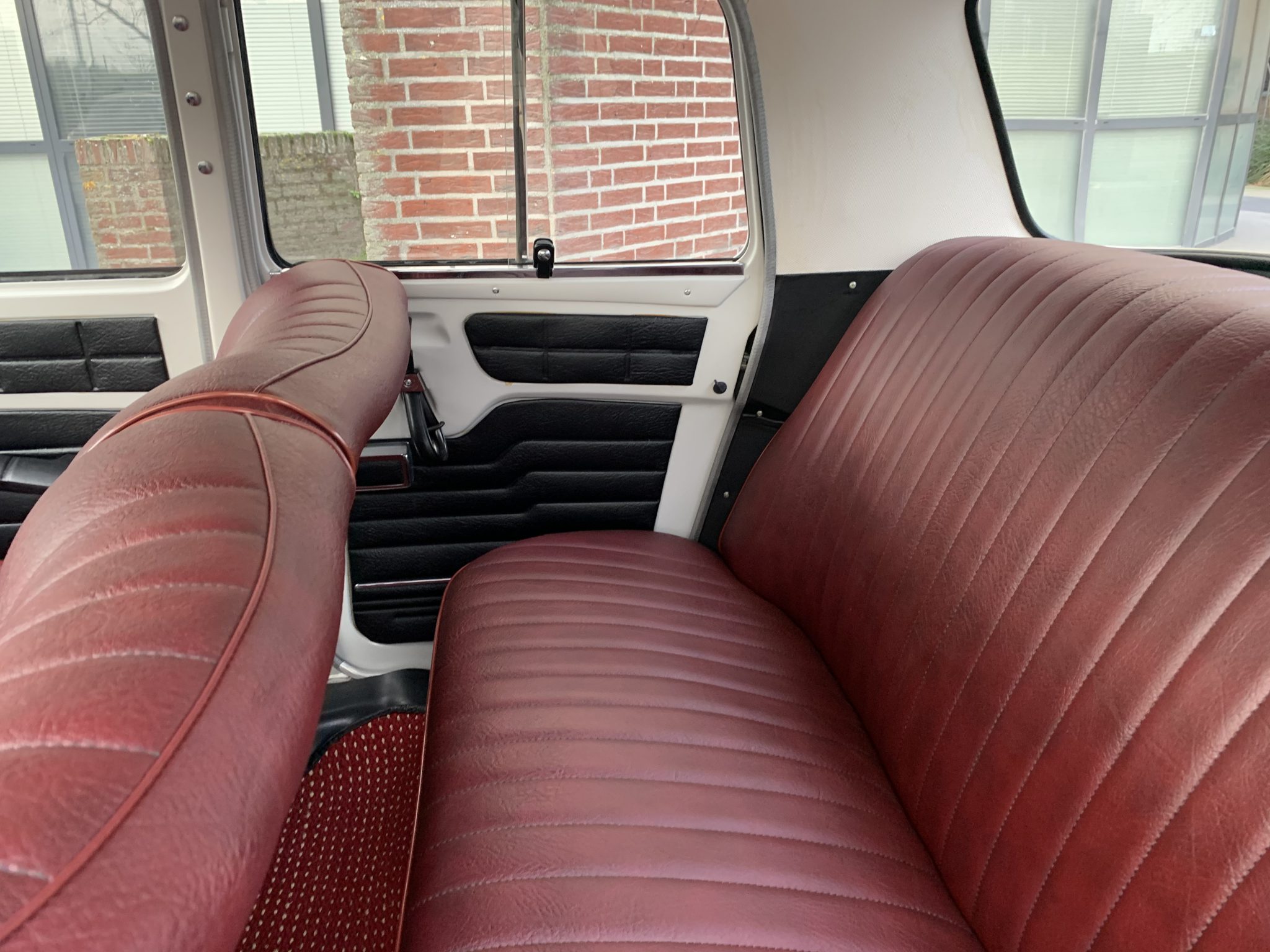 Renault R10 Major – Voitures De l ’Est