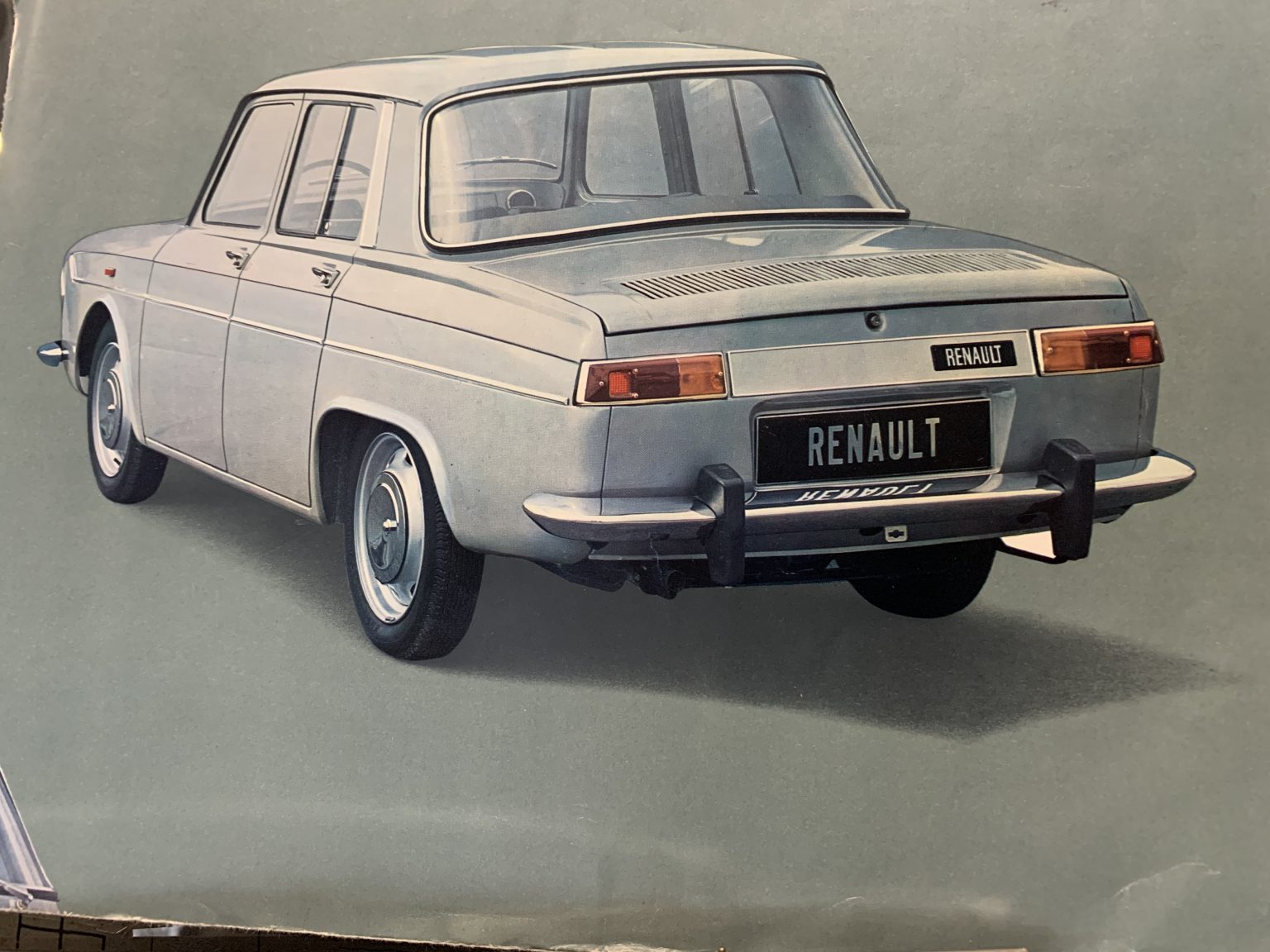 Renault R10 Major – Voitures De l ’Est