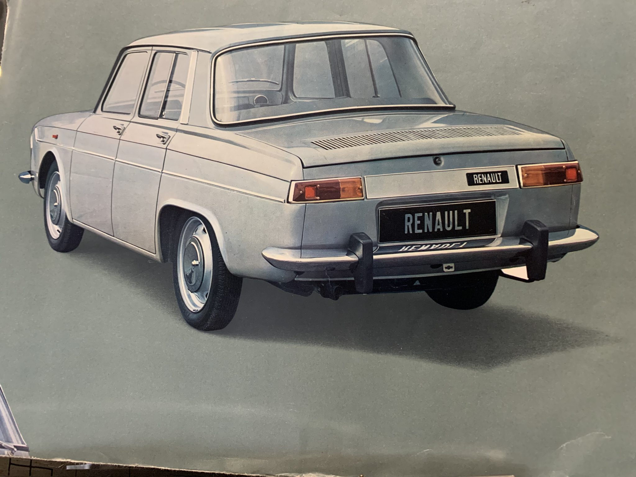 Renault R10 Major – Voitures De l ’Est