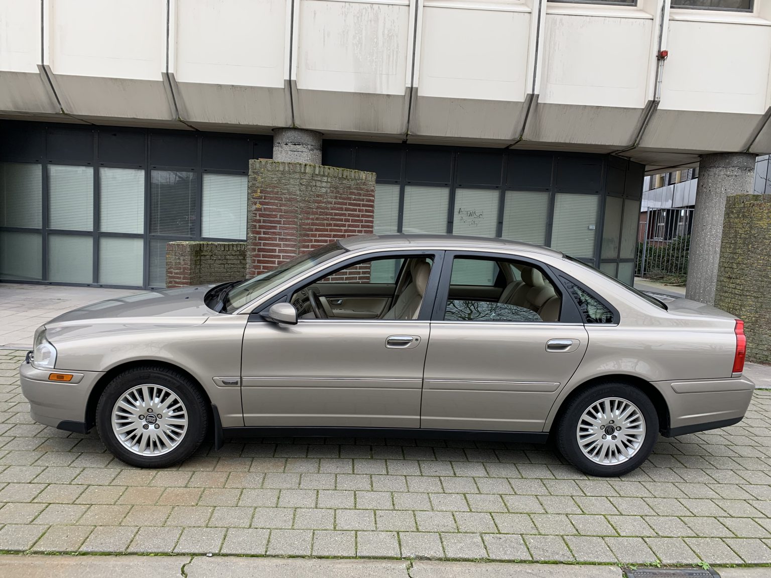 Volvo S80 2.4 Climate Line – Voitures De l ’Est