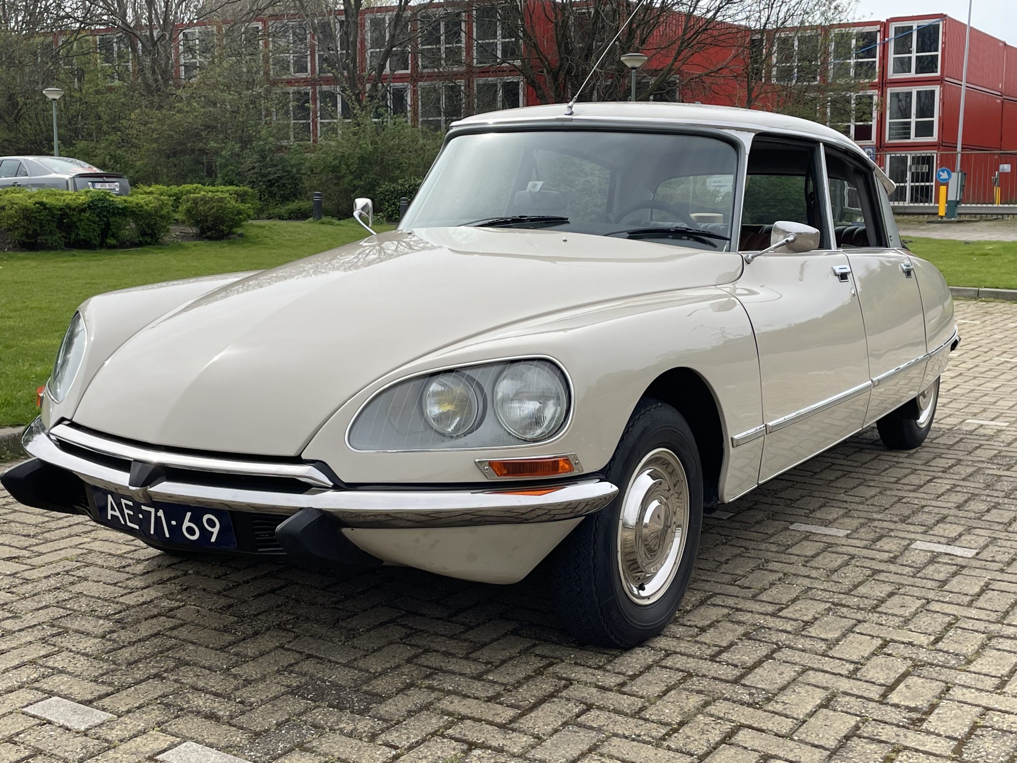 Citroën DS20 Pallas – Voitures De l ’Est