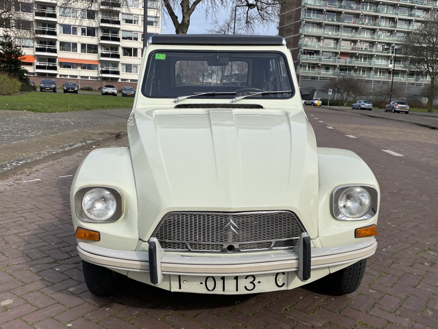 Citroën Dyane-6 – Voitures De l ’Est