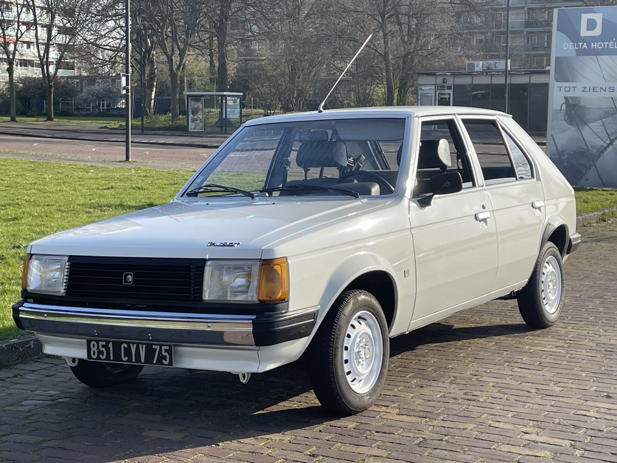 Simca Horizon LS – Voitures De l ’Est