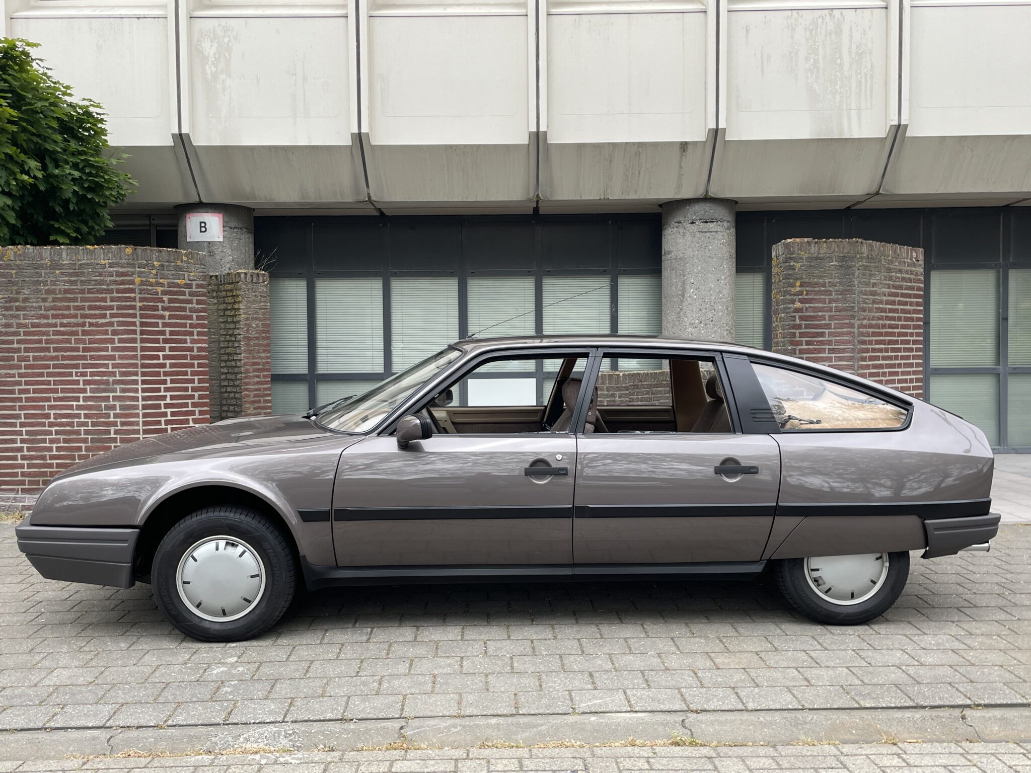 Citroën CX20 RE – Voitures De l ’Est