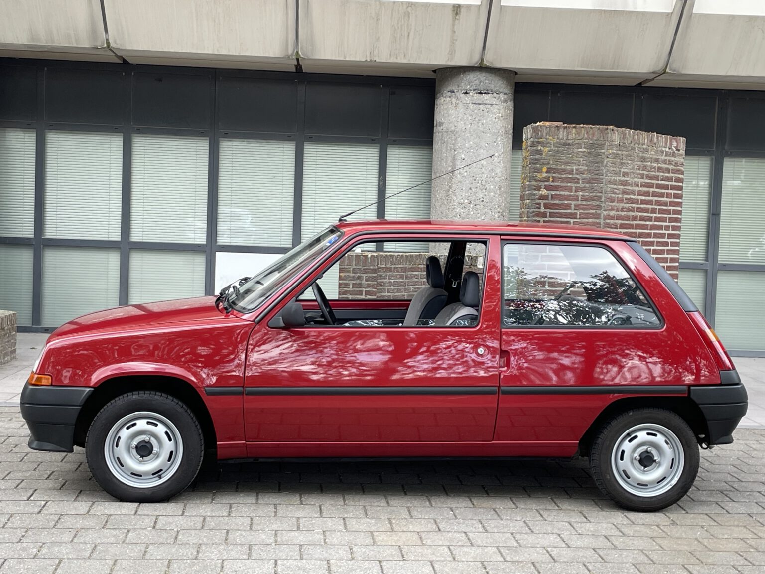 Renault R5 TR ‘Five’ – Voitures De l ’Est