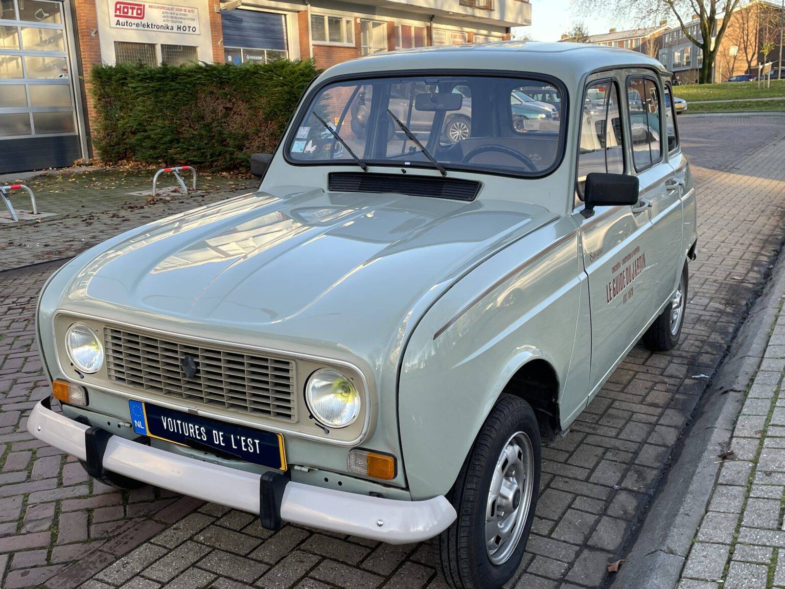 Renault R4TL Savane – Voitures De l ’Est